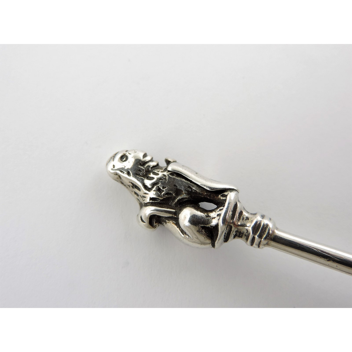 Lion Sejant with Shield Spoon, 1580 » Antique Silver Spoons